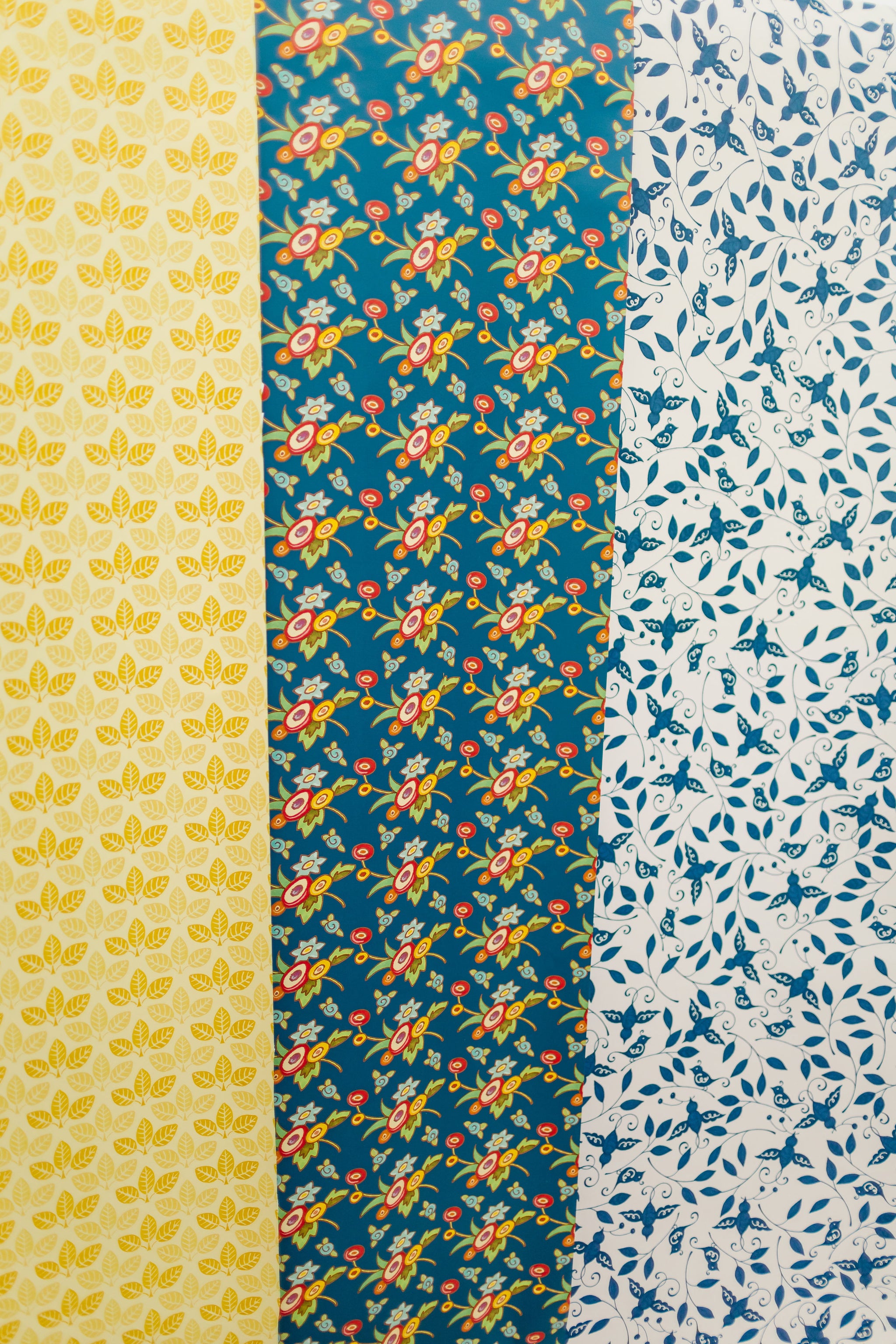 Aviary Vines - The Mary Engelbreit Collection – Our Local Wallpaper Studio